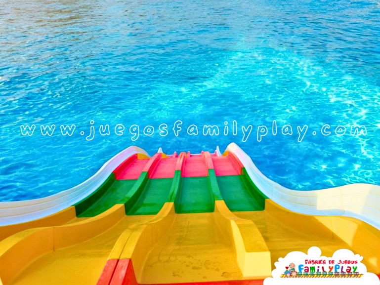 TOBOGAN ACUATICO CARACOL Y MULTIPISTA PARCONA - Juegos Recreativos ...